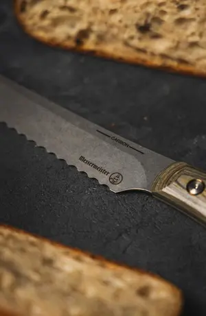 MESSERMEISTER Scalloped Slicer 9inches