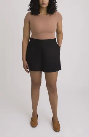 AAM THE LABEL High-waisted Relaxed Fit Short - Black