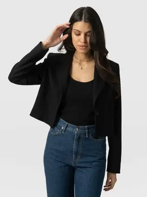 SAINT + SOFIA Astrid Cropped Blazer
