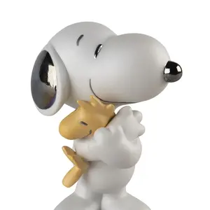 LLADRO Snoopy Sculpture