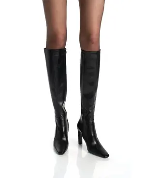 Saint Laurent Francoise Boots In Smooth Leather