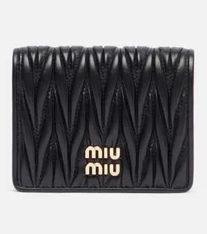 Miu Miu Logo Matelasse Leather Wallet - Black
