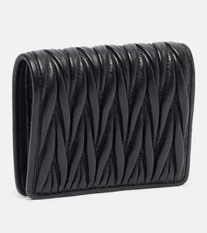 Miu Miu Logo Matelasse Leather Wallet - Black