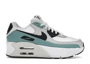 Nike Air Max 90 Lv8 Sneakers
