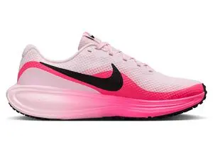 Nike Revolution 8 Sneakers