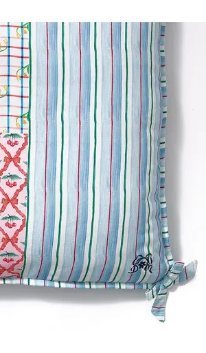 DAMSON MADDER Pet Bed
