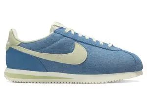 Nike Cortez Se Sneakers