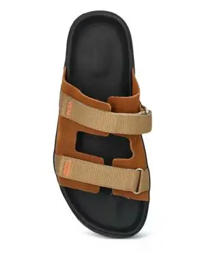VEJA X Homecore Logo-embellished Slides