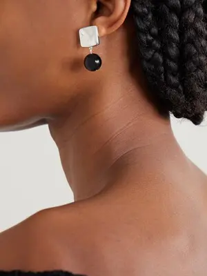 Agmes Luca Onyx Earrings - Silver