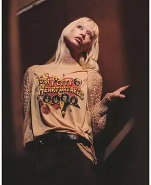 Junk Food Clothing Tom Petty And The Heartbreakers Vintage Tissue Tee