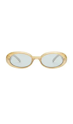 Le Specs Work It! Sunglasses - Champagne Pearl & Smoke Tint