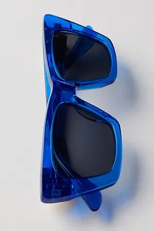 INDY Uptown Cat Eye Sunglasses - Blue