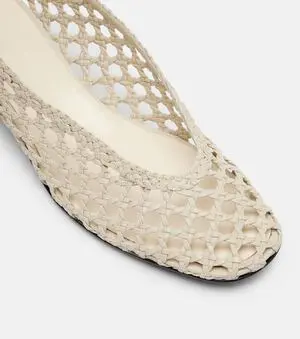 Le Monde Beryl Woven Leather Pumps