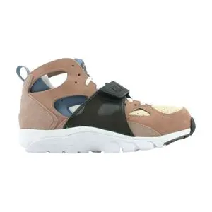 Nike Air Trainer Huarache Escape Sneakers