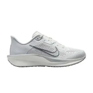 Nike Quest Athletic Sneakers - Grey
