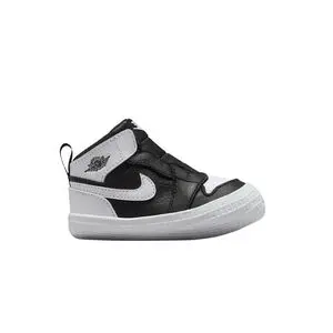 JORDAN Retro High Og Cb Sneakers - Black