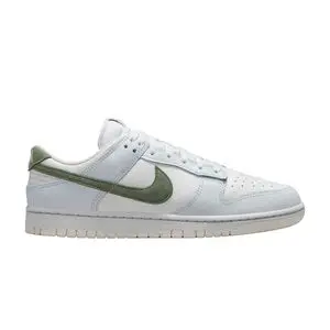 Nike Wmns Dunk Low Sneakers
