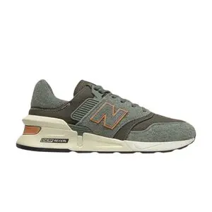 NEW BALANCE 997s Sneakers