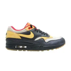 Nike Max 1 Supreme Sneakers