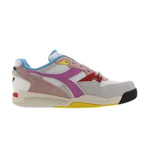 Diadora Macarana
