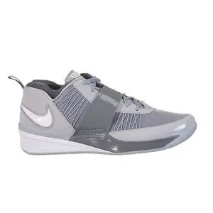 Nike Zoom Revis Sneakers