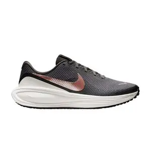 Nike Revolution Sneakers