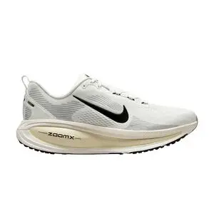 Nike Vomero 18 Sneakers