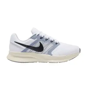 Nike Run Swift 3 Sneakers