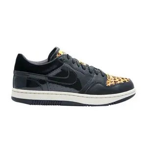 Nike Court Force Low Premium Sneakers