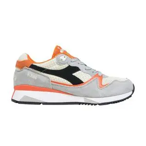 DIADORA V7000 Premium Sneakers - Grey