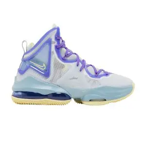 Nike Lebron 19 Gs Sneakers - White