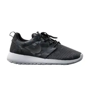 Nike Roshe One Premium Plus Camo Sneakers - Black