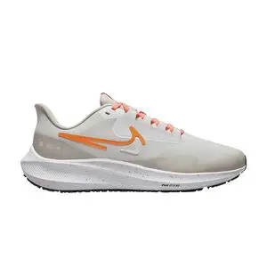 Nike Air Zoom Pegasus 39 Shield Sneakers - Grey