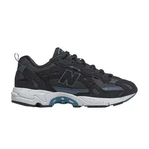 NEW BALANCE 827 Sneakers