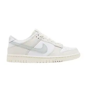Nike Low White Heels