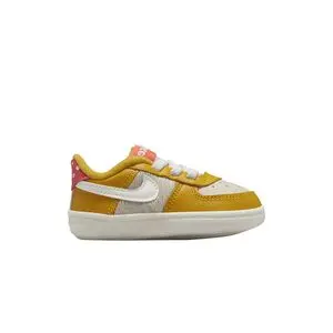 Nike Force Cb Sneakers - Yellow