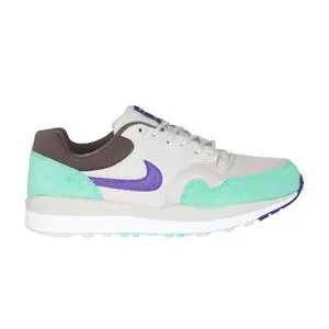 Nike Air Safari Sneakers