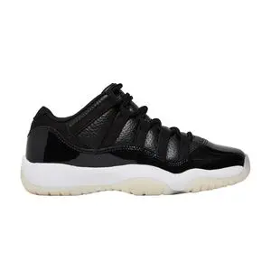 JORDAN 11 Retro Low Sneakers - Black