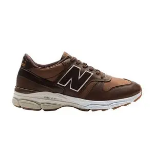 NEW BALANCE 770.9