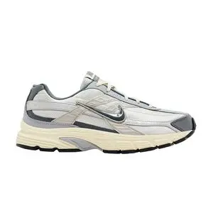 Nike Initiator Sneakers