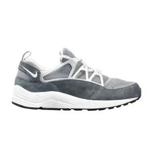 Nike Footpatrol X Huarache Light Sneakers