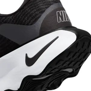 Nike Motiva Walking Shoes