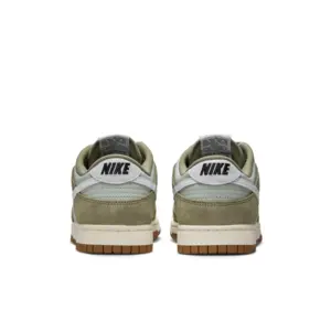 Nike Dunk Low Retro Se Sneakers - Grey