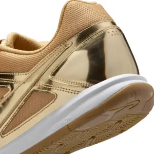 Nike Gato Lv8 Sneakers - Brown