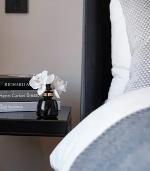SENTI The Little Orchid Amber And Oud Diffuser