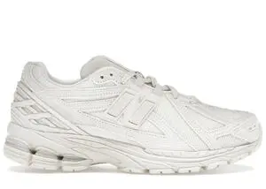 NEW BALANCE 1906r Sneakers