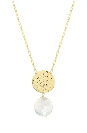 ATHRA LUXE Hammered Disc & Coin Pearl Pendant Necklace - Gold/white