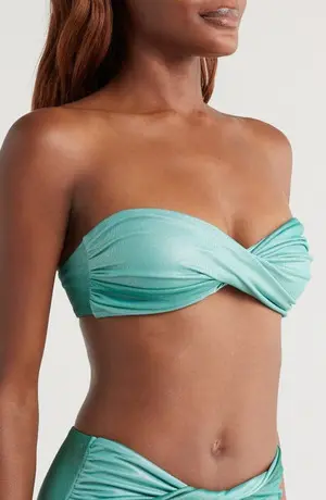 BOAMAR Kai Twist Bikini Top