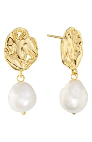 ATHRA LUXE Freshwater Pearl Drop Earrings - Gold