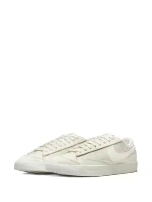 Nike Blazer Low '77 Se Sail Sesame Sneakers